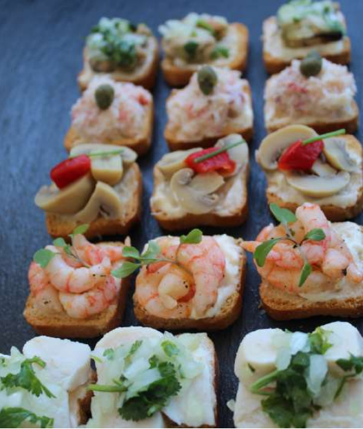 Canapés Premium (50 unidades) – Bocato